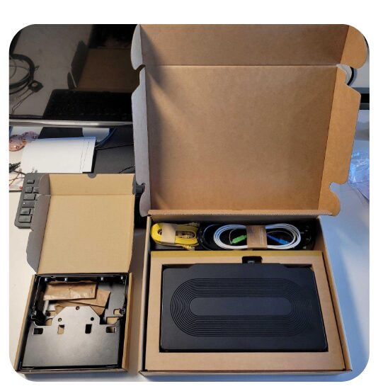 Comment installer ma nouvelle Freebox Pro dans un rack 1U ...